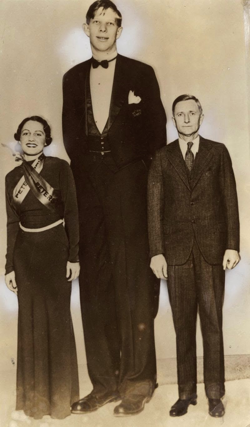 Robert Wadlow: Story of the Tallest Man who Ever Lived - STATIONGOSSIP