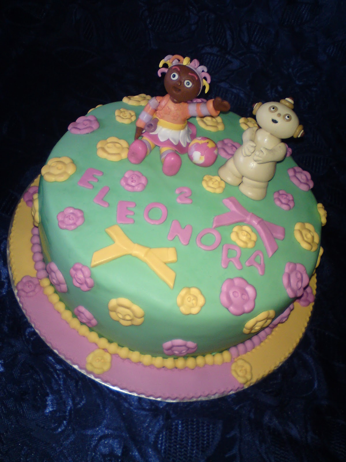 I Dolci Doni di Natascia: Cake La Foresta dei Sogni MAKKA PAKKA e UPSY ...