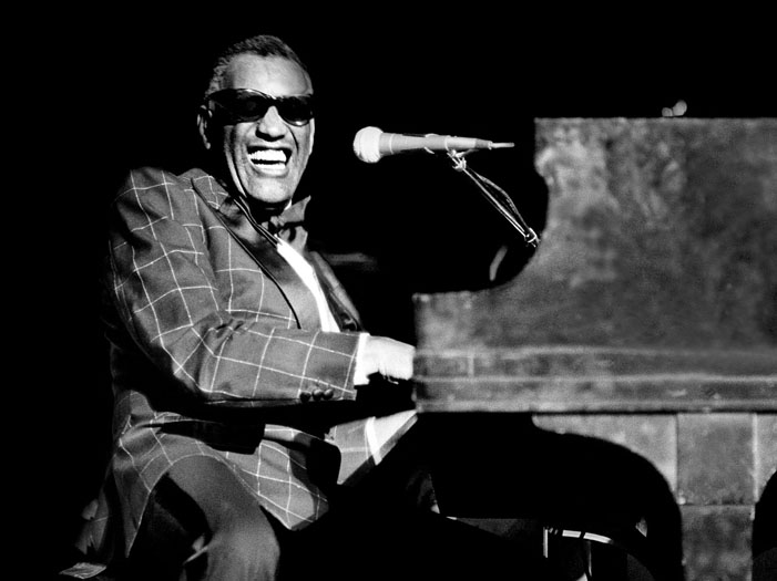 Ray Charles Video Museum: Ray Charles Is In Town - Chronology 1987