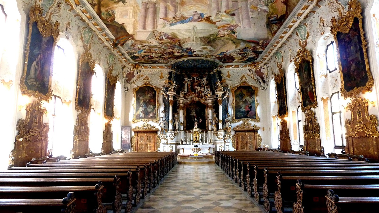 Munich and Company: L´église Notre-Dame des Victoires, chef-d'œuvre ...