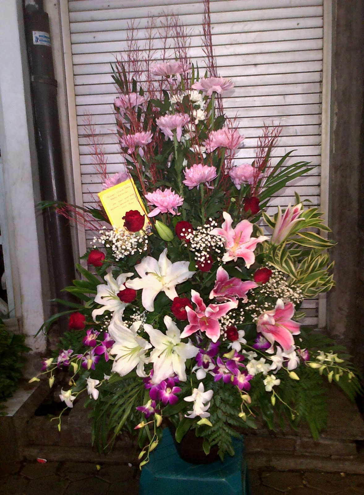 Toko Bunga Surabaya - Risye Florist: Buket Bunga Segar