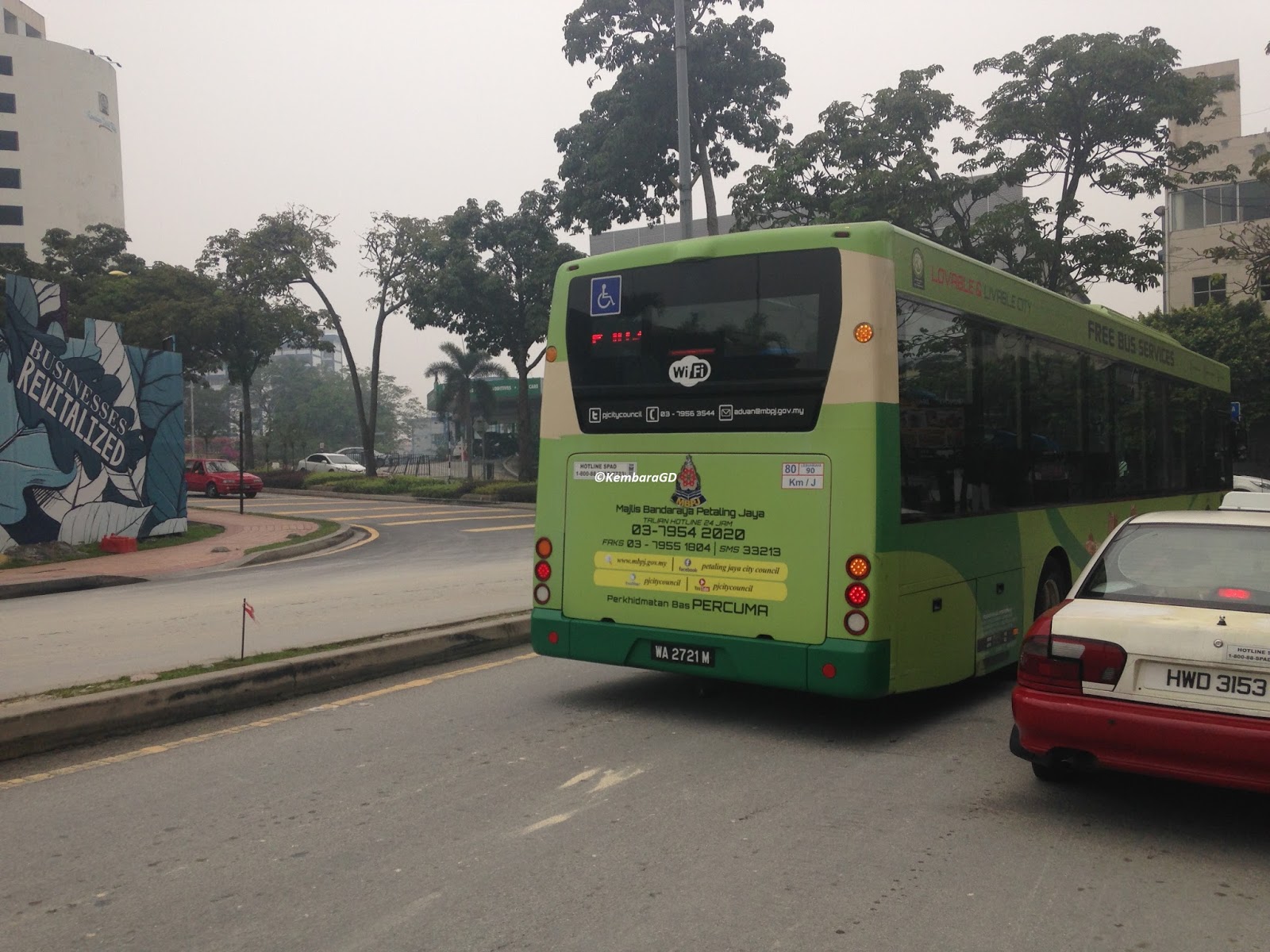 KembaraGD: Petaling Jaya, Selangor, Malaysia - 18 Oktober 2015 - Bas ...