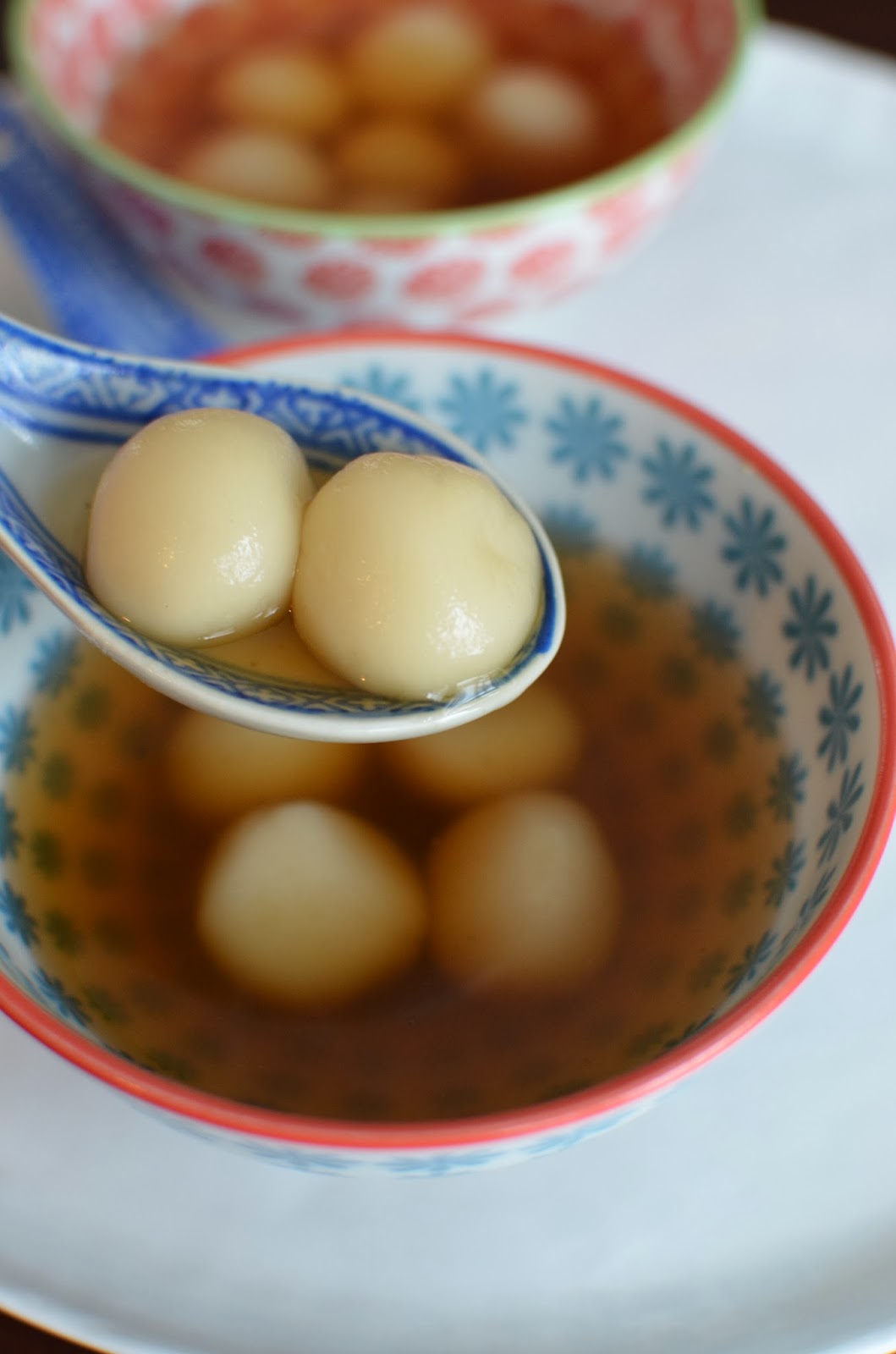 Playing with Flour: Chinese dessert soup with glutinous rice balls