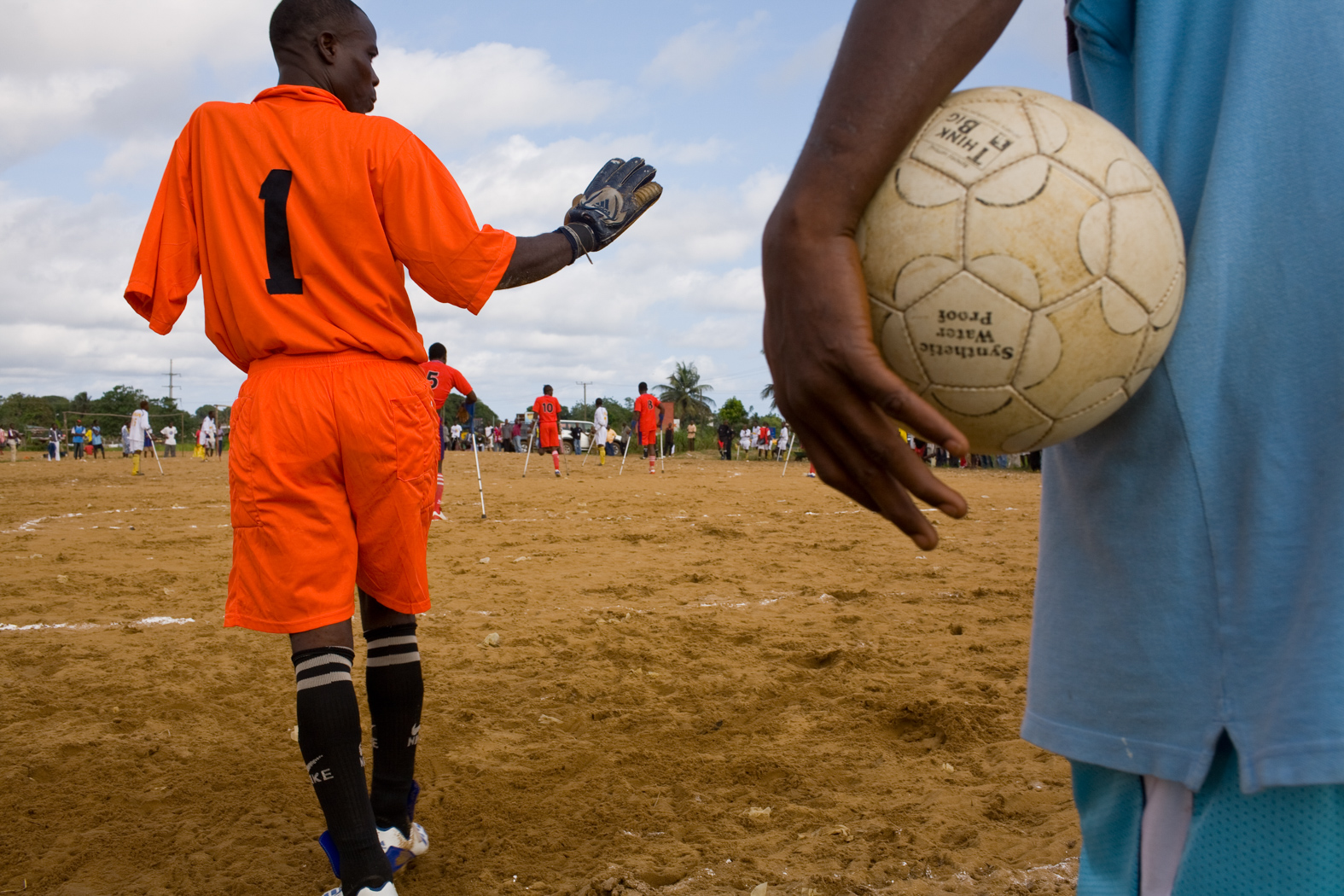 Peter Dench: Football's Hidden Story