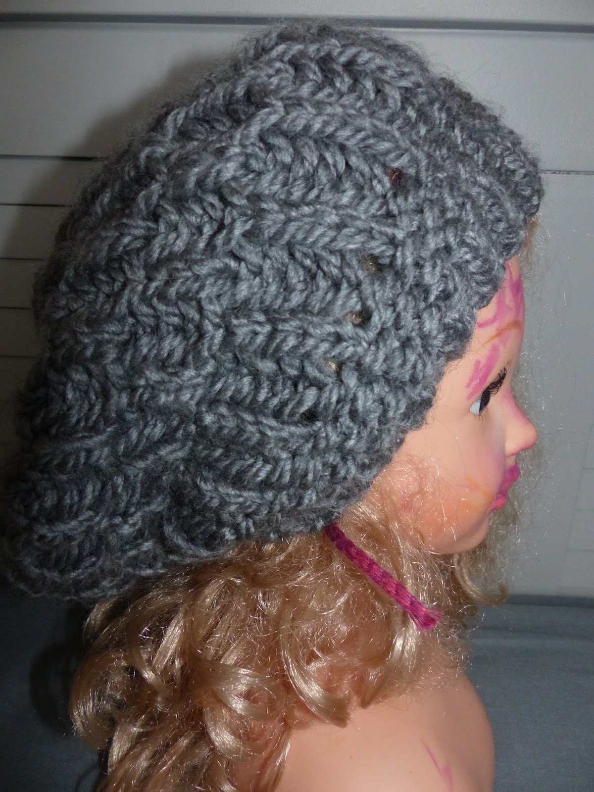 A.Lys Créations: Bonnet forme tombante