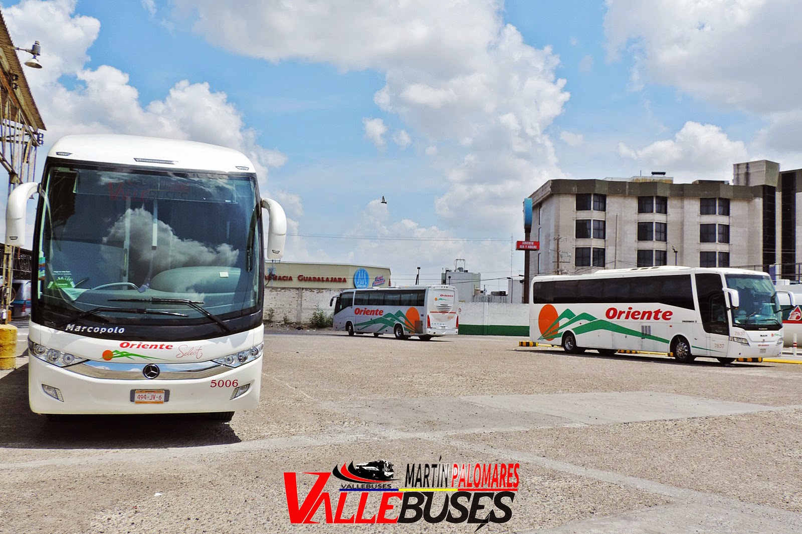Vallebuses: 01369 - Oriente Select