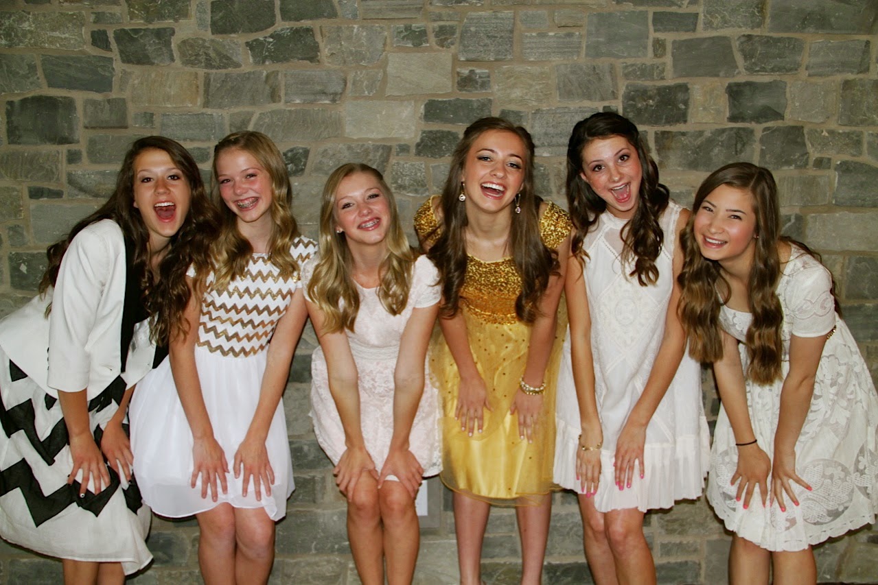 Four Little Monkeys: Grade 9 Grad