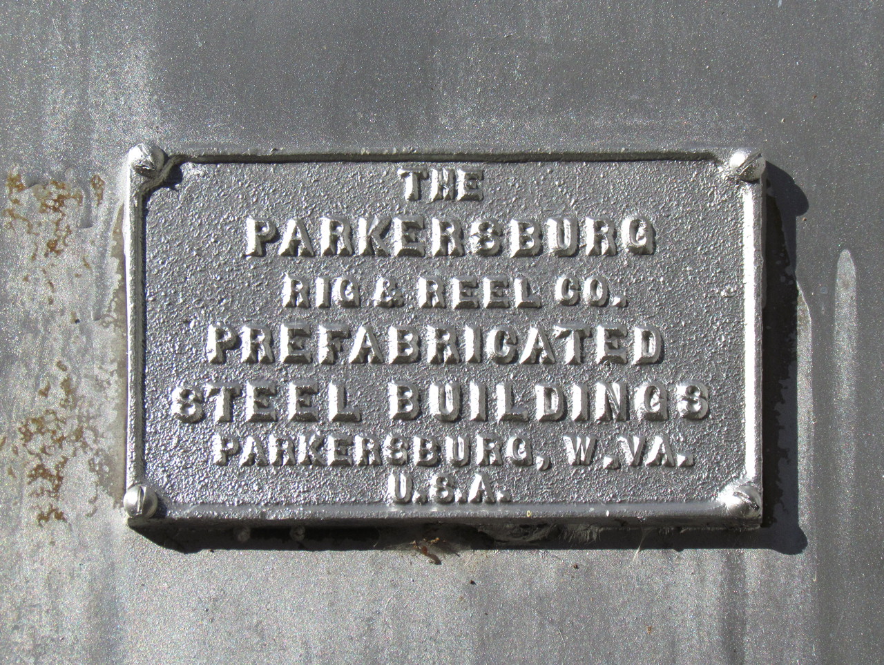 The Position Light: Relay the Hut