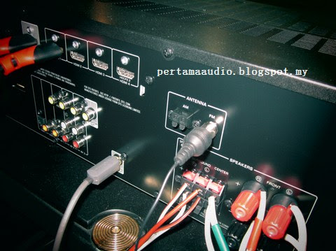 Yamaha RX-V379 AV receiver