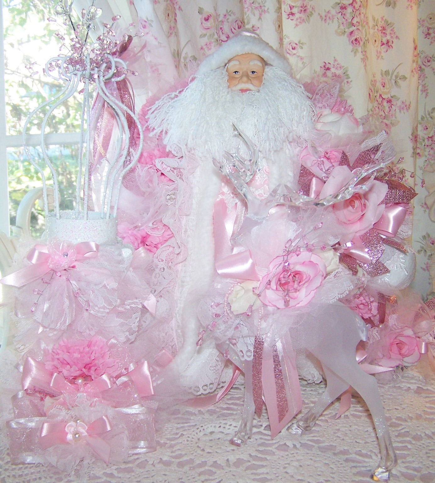 Olivia's Romantic Home: Candy Pink Santa Dolls