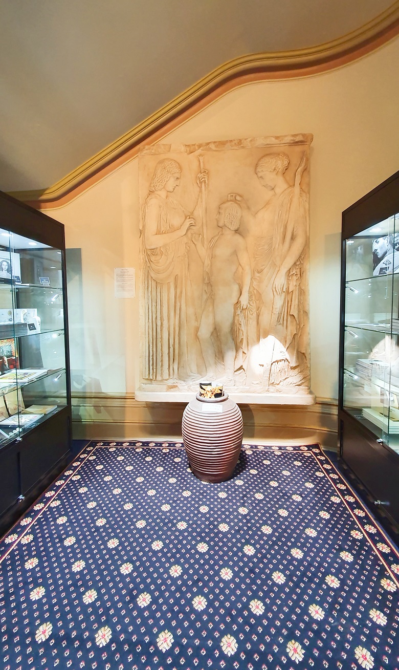 Visiting the Greek Gods, Goddesses, and the Heroes at the Hellenic ...