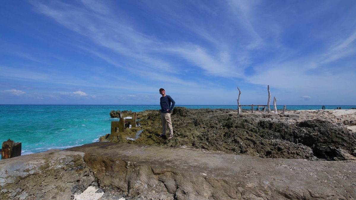 LakbayLoyd: LakbayLoyd Lighthouse Series 19: EL FARO DE ISLOTE ...