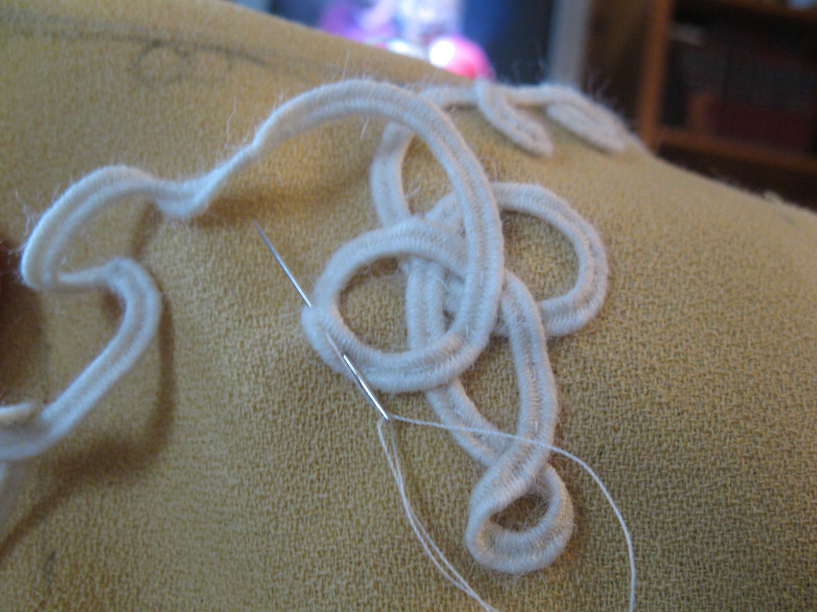 Serendipitous Stitchery: A sewing round up; or: Where the hell have I been?