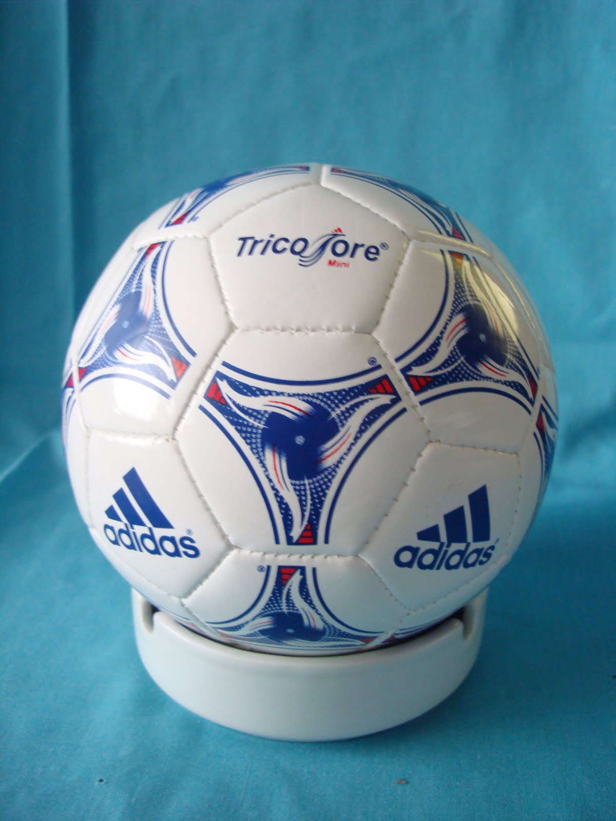 Colección Adidas mini ball: Balones Mundiales