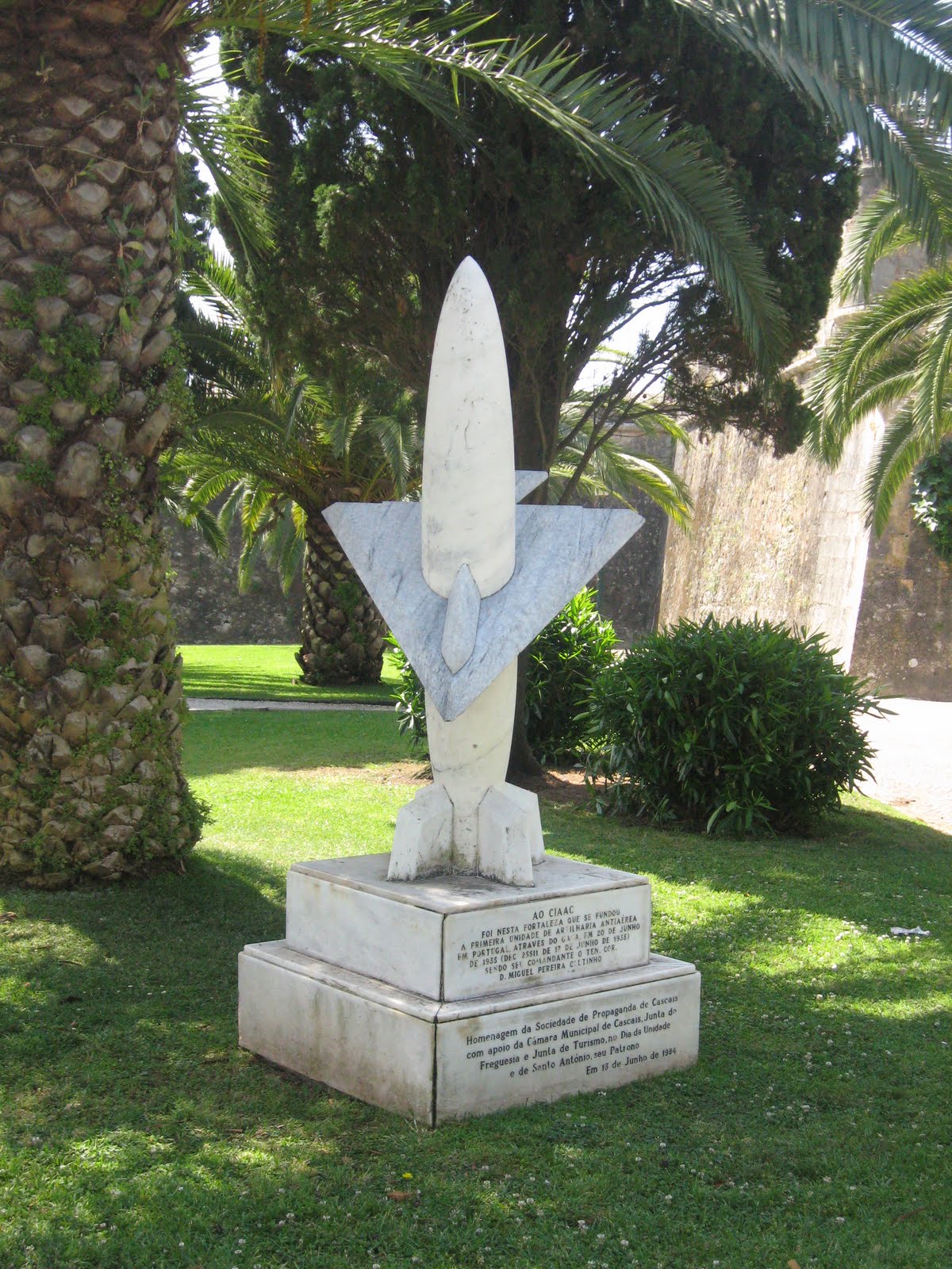 Lisboa: Miakel, Mikhel, Mikael, Michel, Michael, Mikel, Vika, Quresco.