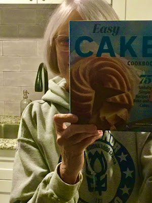 Readerbuzz: Easy Cake Cookbook: 75 Sinfully Simple Recipes for Bake-and ...