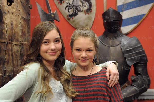 Schloss Einstein Blog: Videointerviews mit Jelena Herrmann (Miriam) und ...