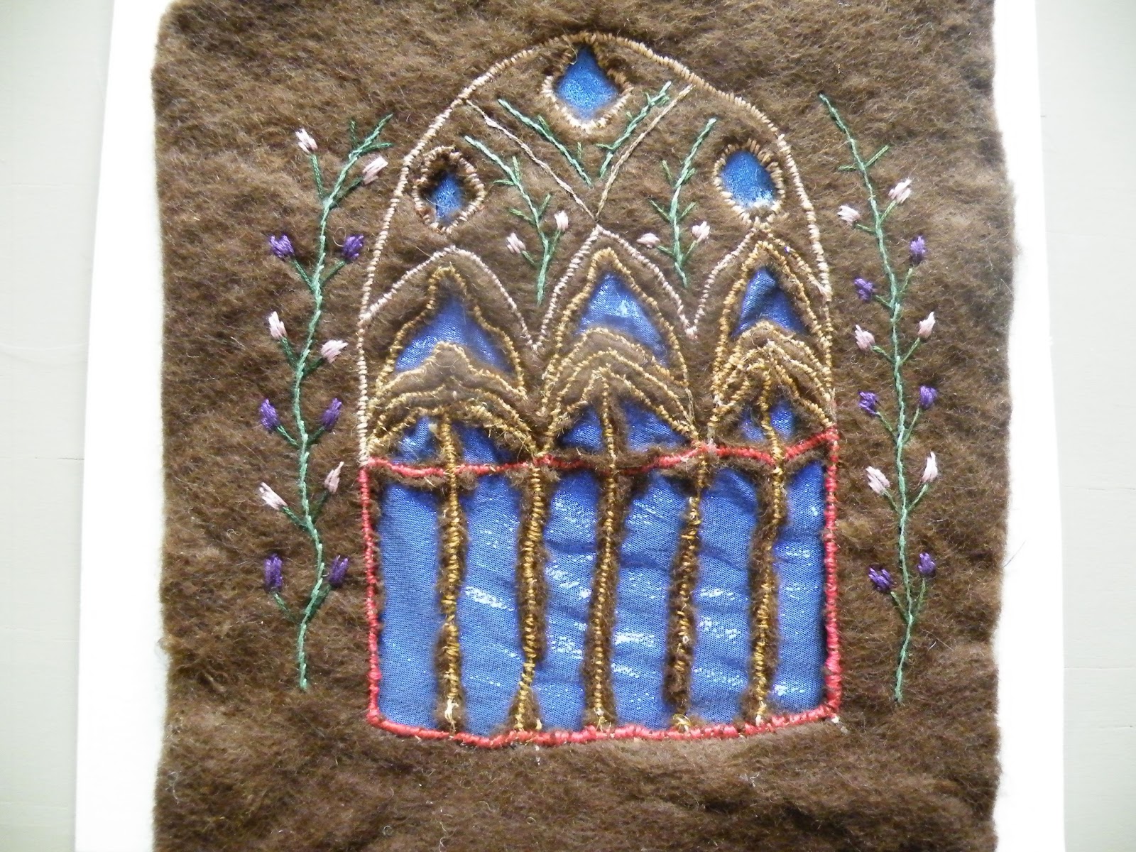 Pat Kelly - Textile Artist: Cathedral Window