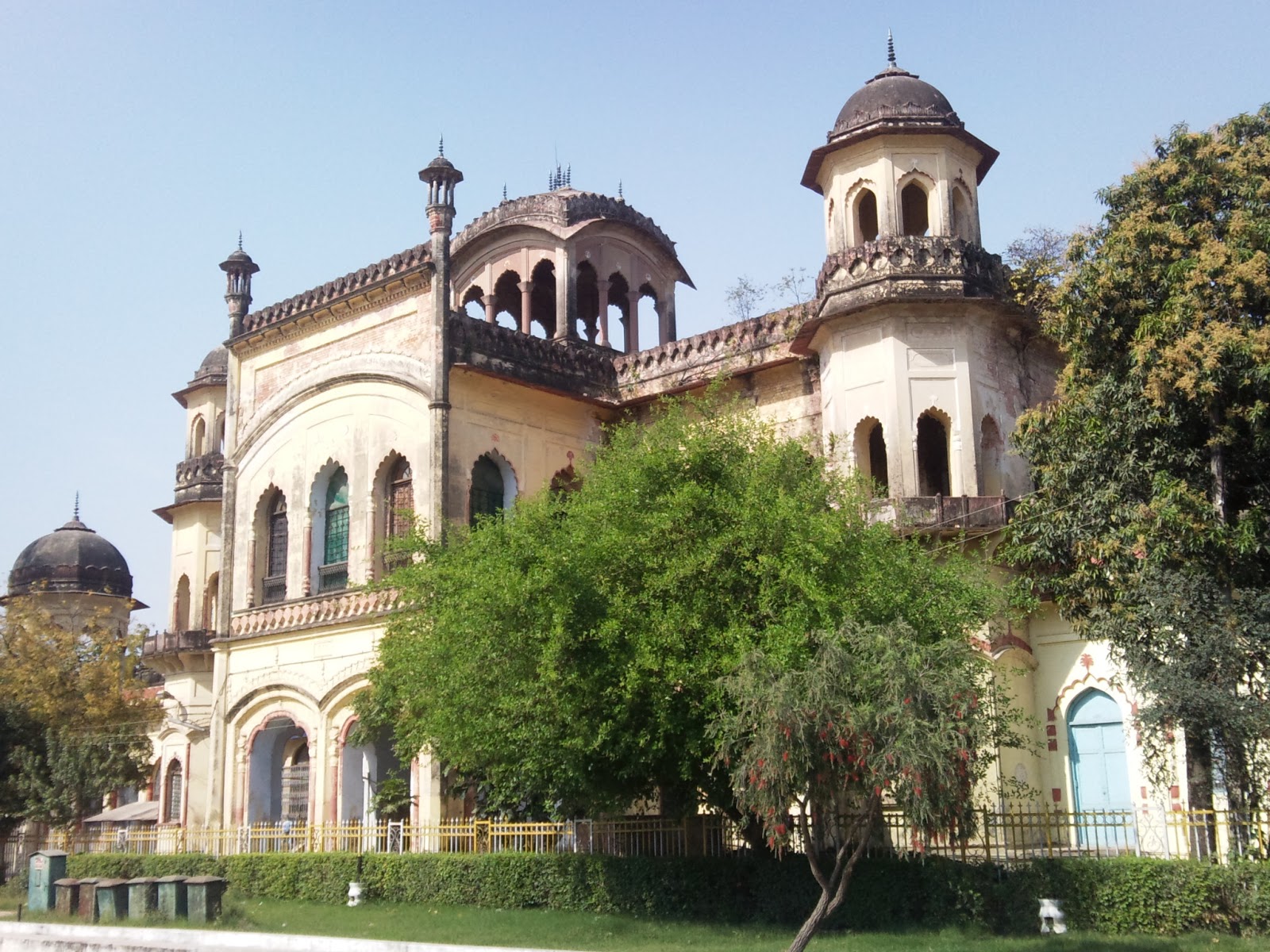 Life,films and nostalgia: Butler Park - Kaiserbagh Heritage Zone - Lucknow