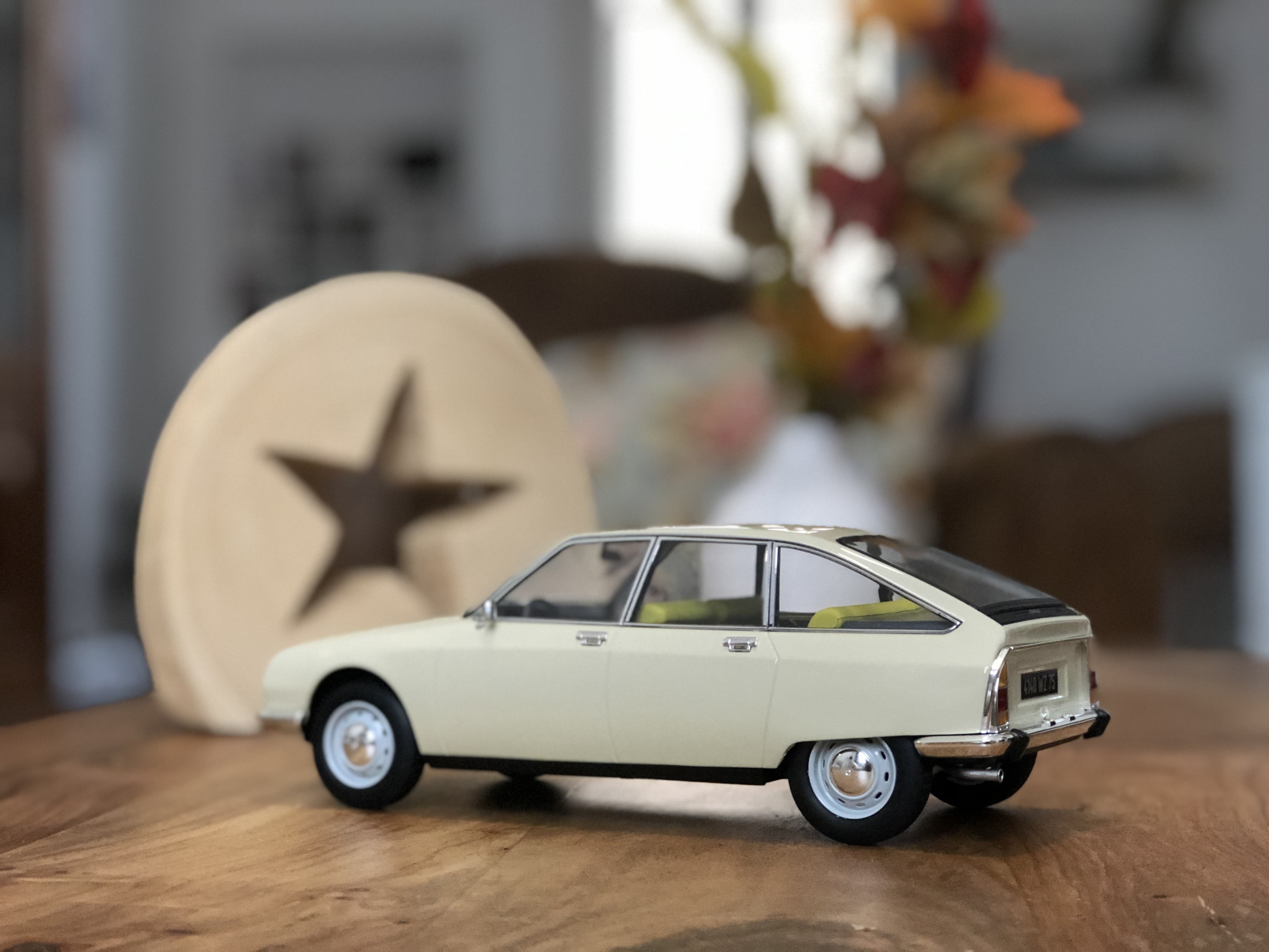 La Citroën GS 1971 Beige Erable par Norev au 1:18 ! - Mininches