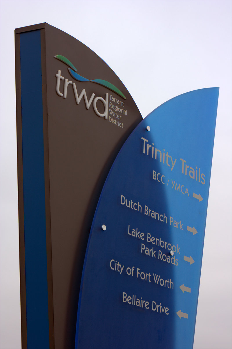 Trinity Trails: New Trinity Trails Signage