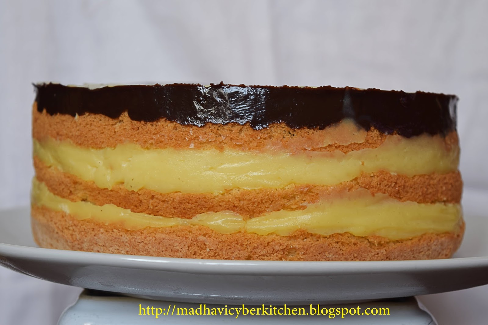 Madhavi's Cyber Kitchen: Boston Cream Cake