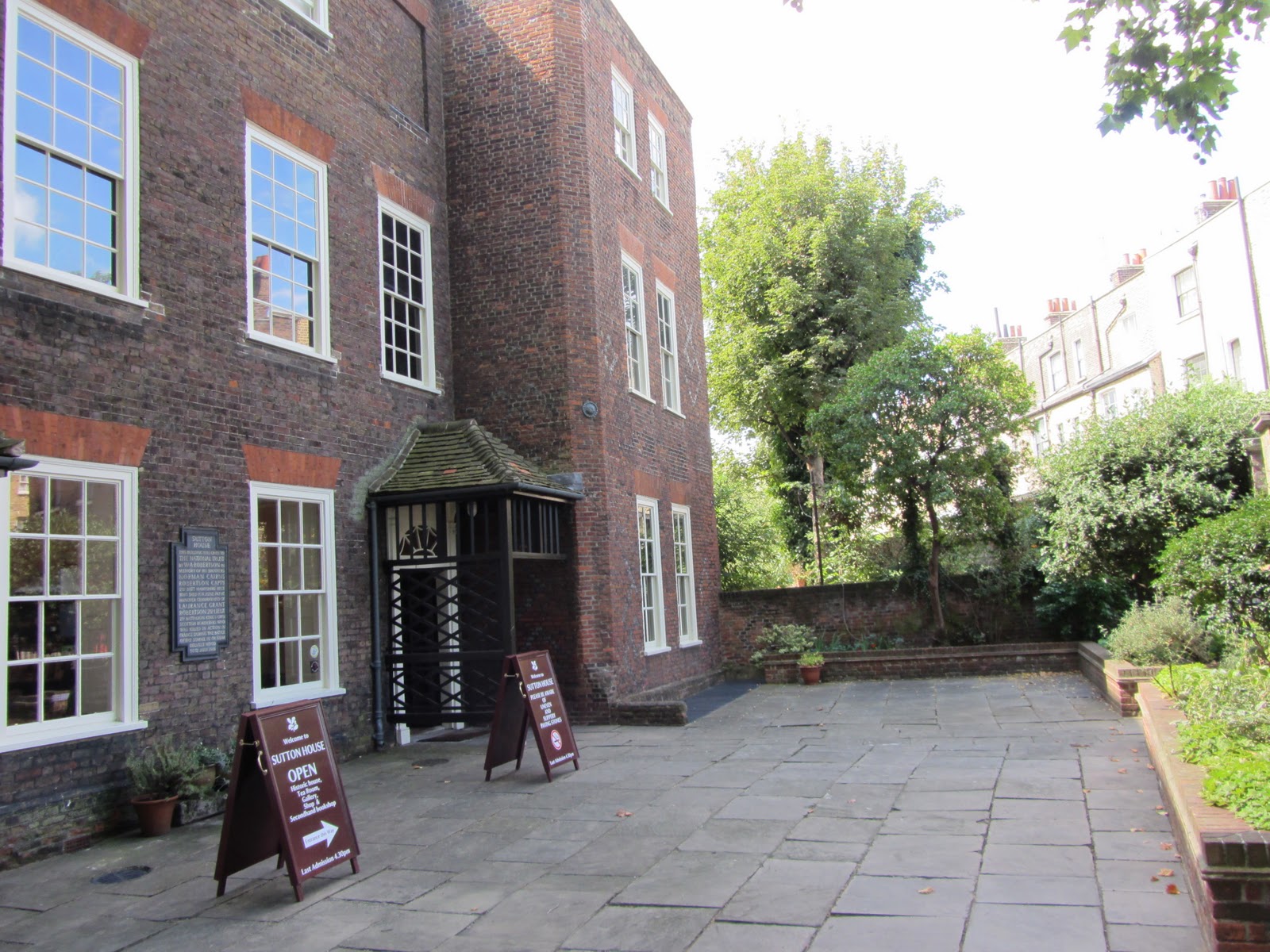 Miss Immy's London: Sutton House, Hackney