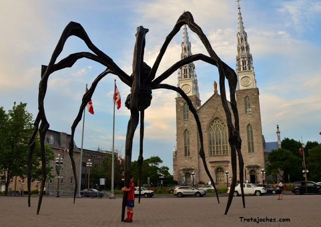 ARS GRATIA ARTIS - Arte pela Arte: O mito de Aracne na escultura