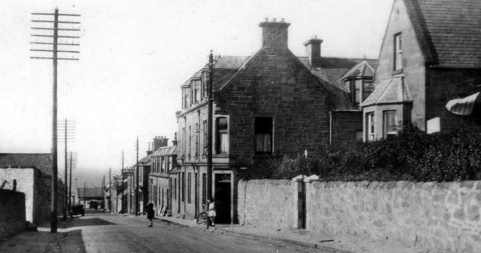 Tour Scotland: Old Travel Blog Photograph Harbour Street Hopeman Scotland