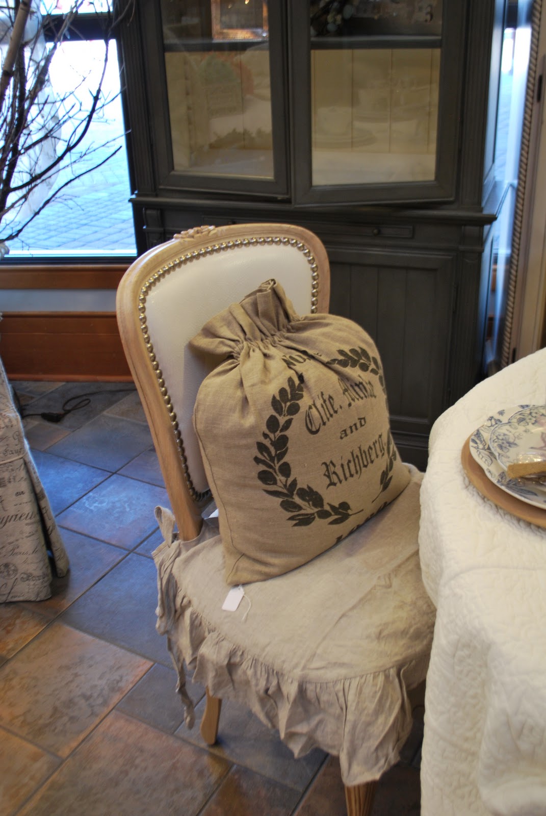 Isabelle Thornton Le Chateau Des Fleurs Easter Shabby Chic Table Setting