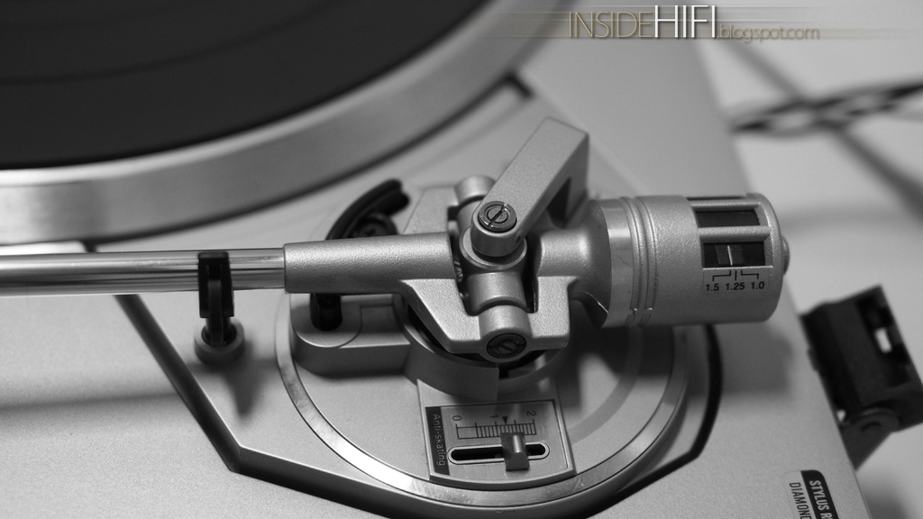 Inside Hi-Fi: Technics SL-QX200 (SL-QX200-SEi)