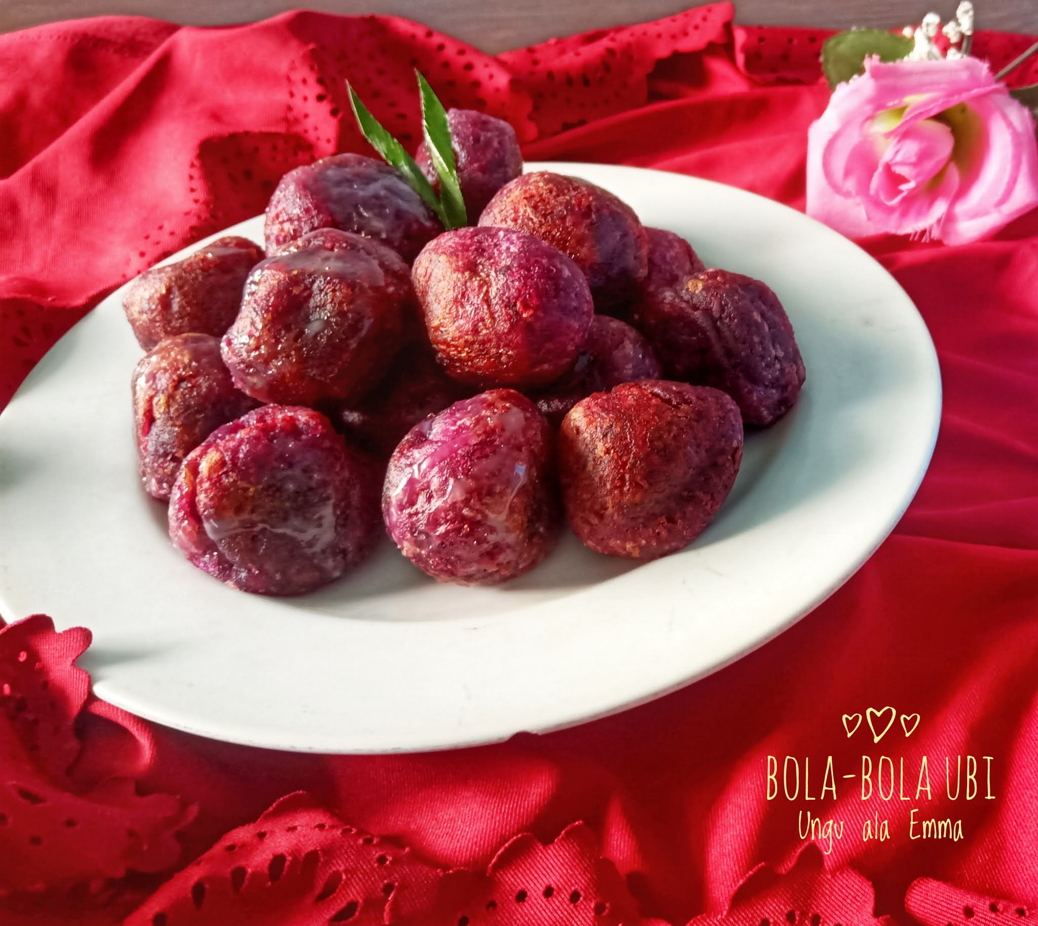 Resep Bola-bola Ubi Ungu ala Emma