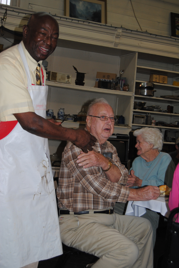 Legends' Travel Blog 2005-2014: History Abounds Around Askew Landing