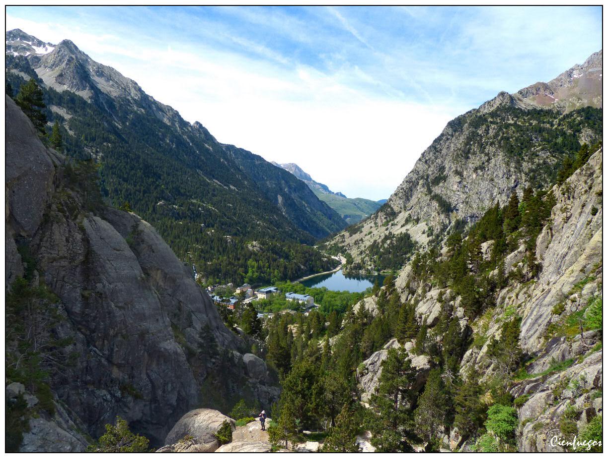 Caleyando con Cienfuegos: Ibones Azules desde el Balneario de Panticosa