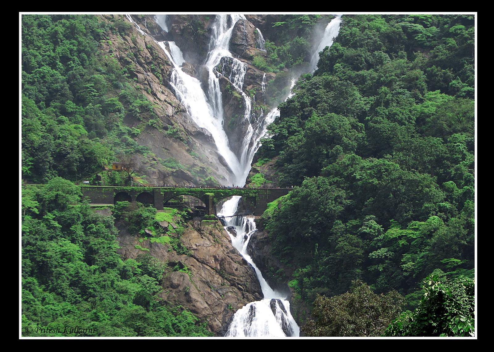 Travel blogs: Monsoon Dudhsagar Waterfall Rail Trek