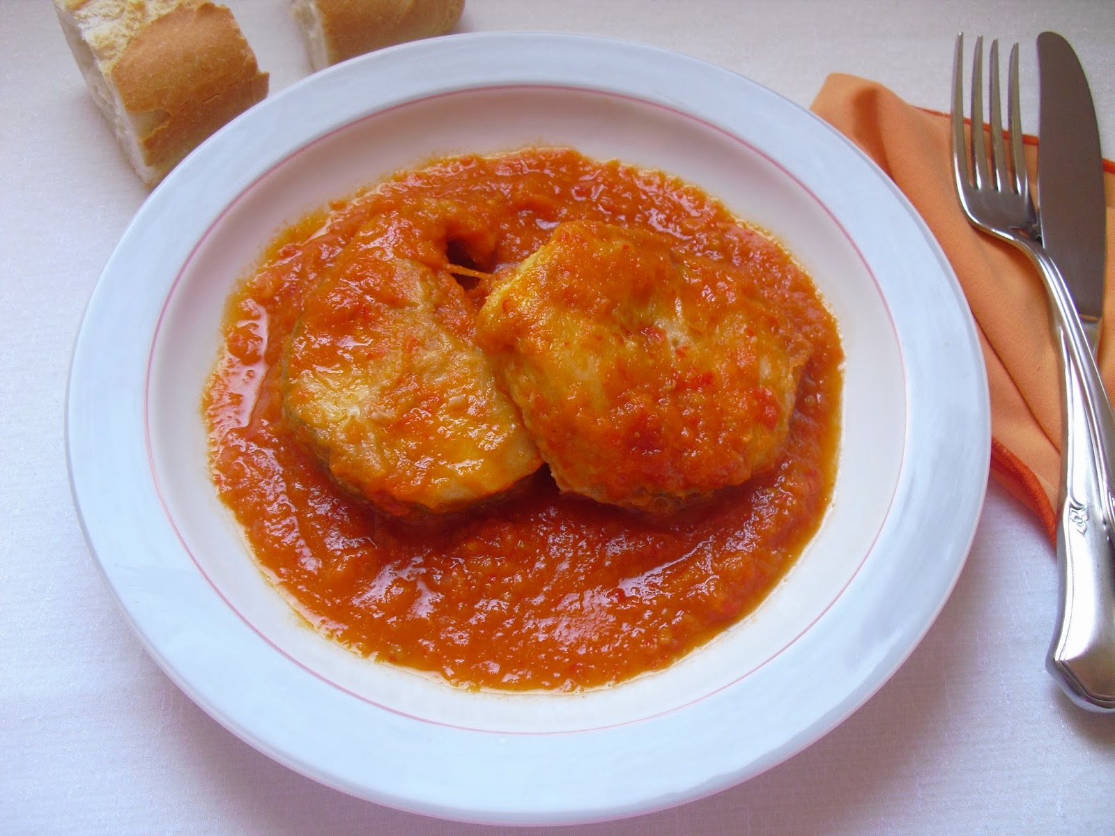 Merluza rebozada al chilindrón ~ Con sabor a huerto