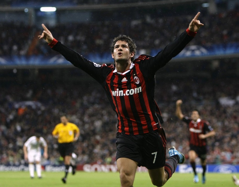 Top Football Players: Alexandre Pato Goal