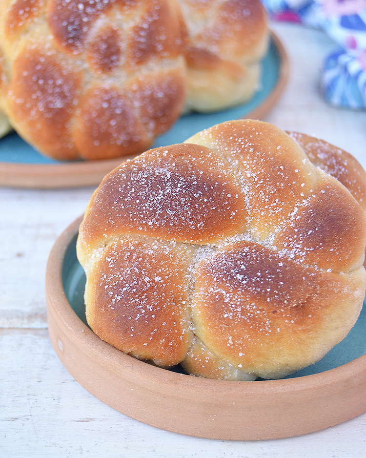 Bollitos de pan azucarados / Recetas dulces, fáciles y ricas! / Tres ...