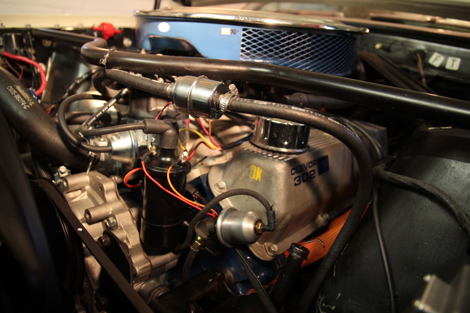 1970 Mustang Plain Jane Sleeper: The New Engine bay