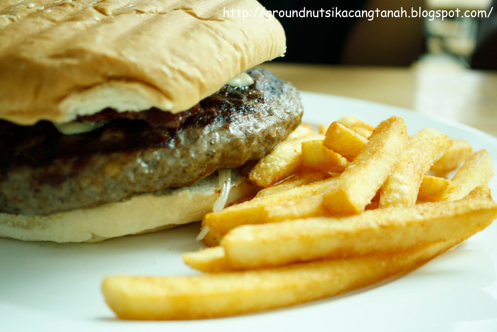 kAcAnG: German Deli Imbiss