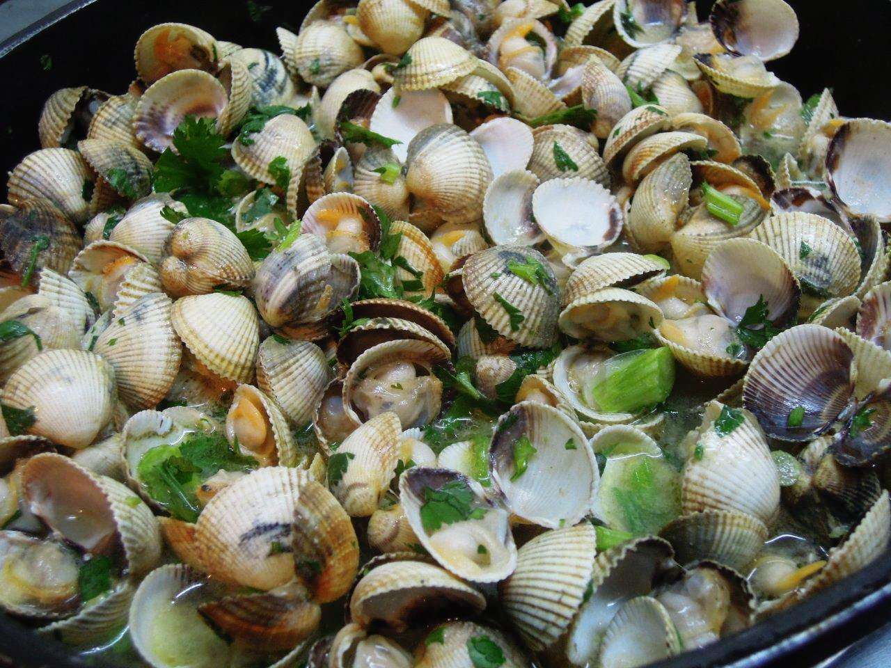 Receitas Deliciosamente Simples: Berbigão à Bulhão Pato