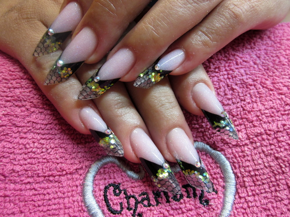 uñas Edge o Piramide