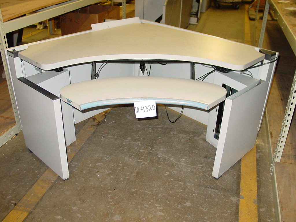 Furniture Front: Computer Tables & Workstations