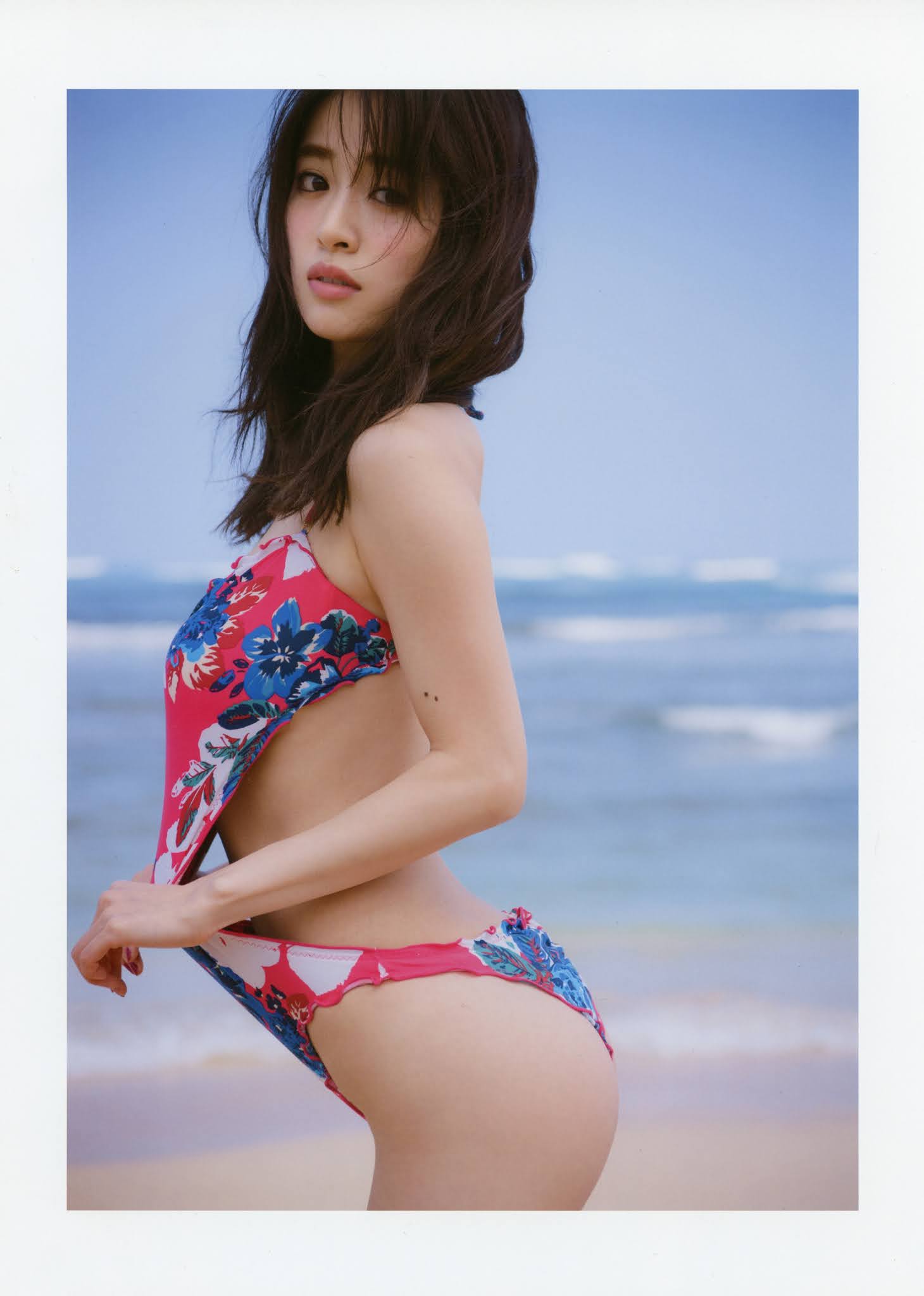 [Photobook] Izumi Rika 1st Photobook - Rika!