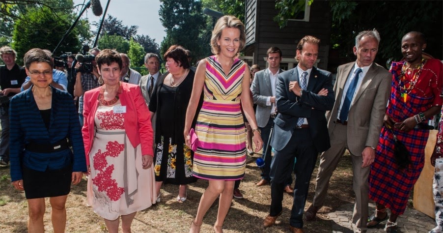 Crown Princess Mathilde visits House of Colours in Vosselaar ...