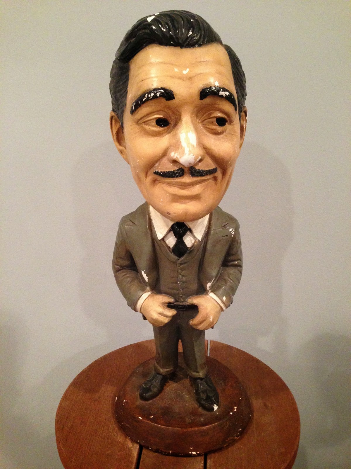 Esco Statue Repair & Restoration: Esco Clark Gable