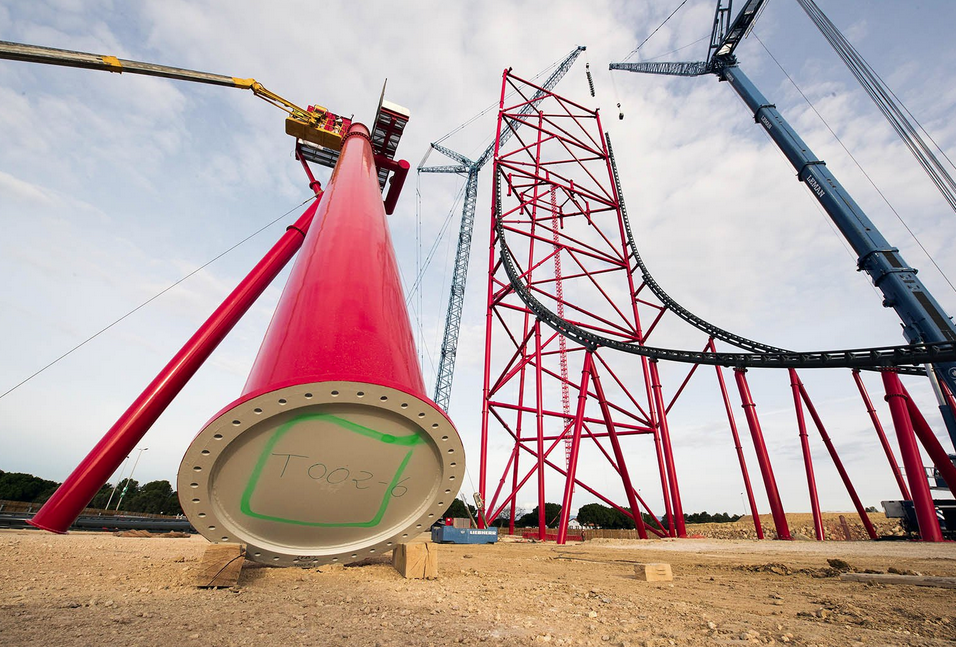 NewsPlusNotes: Spain's Ferrari Land Tops Out the World's 5th Tallest ...