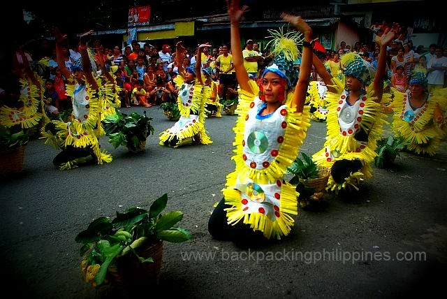 Backpacking Philippines: Colorful Street Dancing of Paet Taka Festival ...