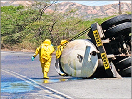 Prevención En Riesgo: Como abordar un derrame químico peligrosos