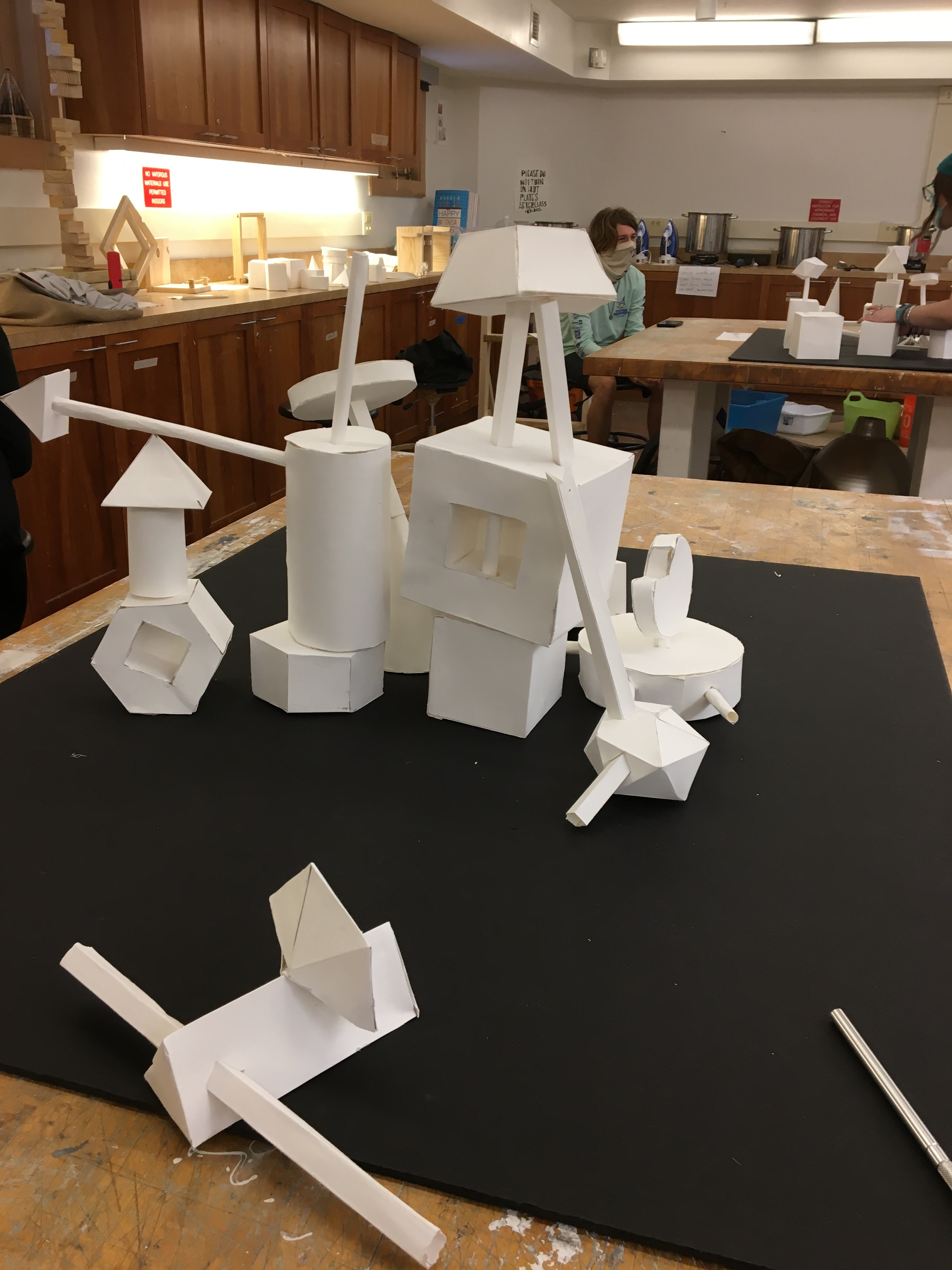 3D Materials and Concepts